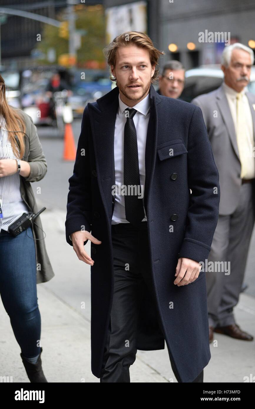 New York, NY, USA. 1st Nov, 2016. Luke Bracey at arrivals for The Late ...