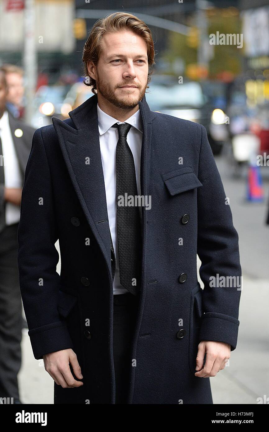 New York, NY, USA. 1st Nov, 2016. Luke Bracey at arrivals for The Late ...