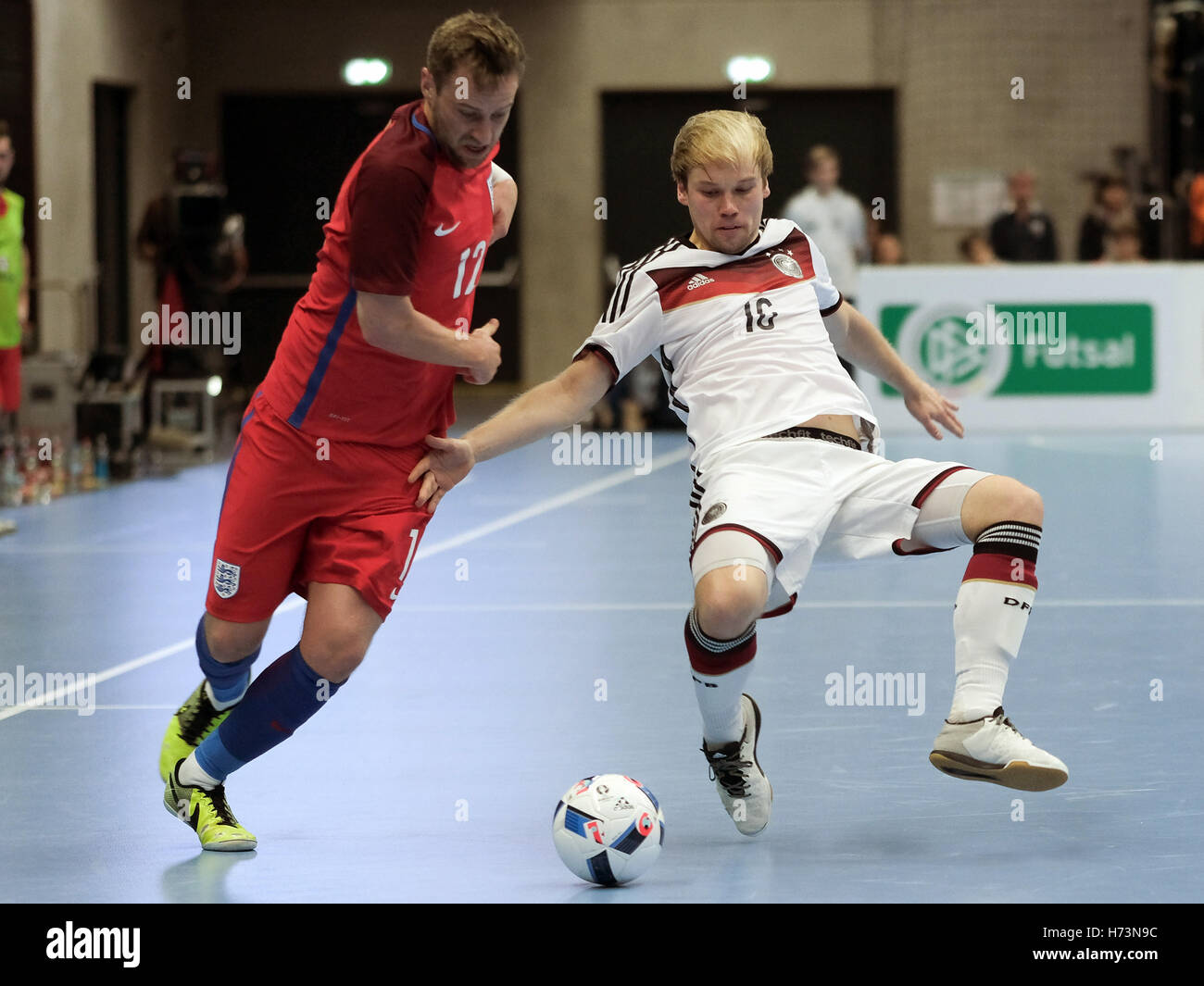 Stuart cook hi-res stock photography and images - Alamy