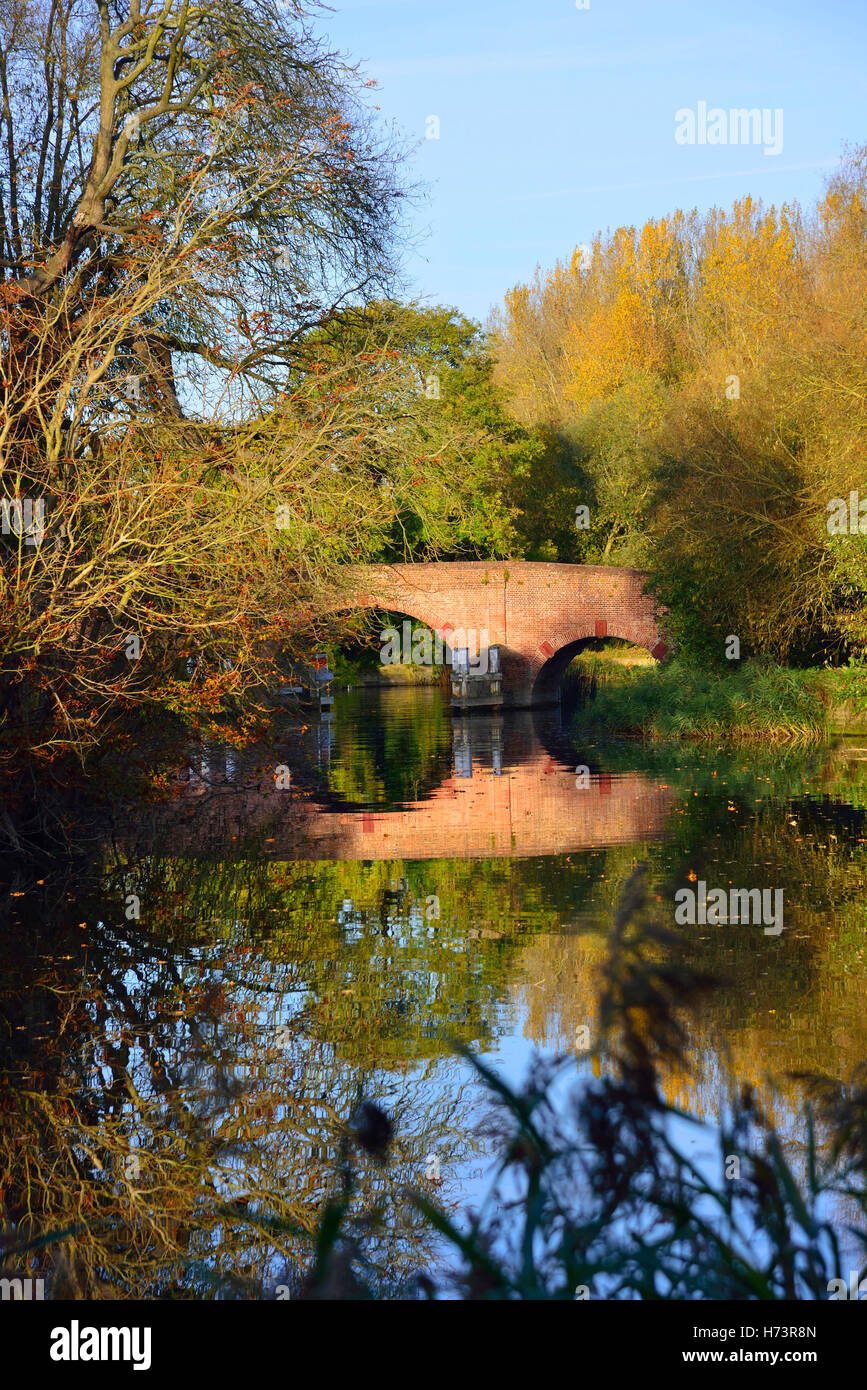 Sonning on thames hi-res stock photography and images - Alamy