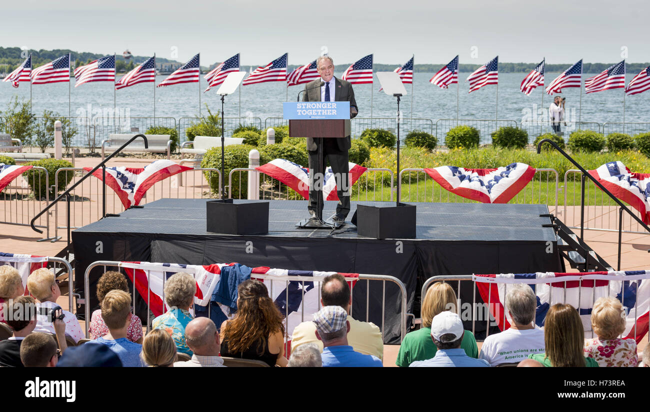 Bayfront convention center hi-res stock photography and images - Alamy