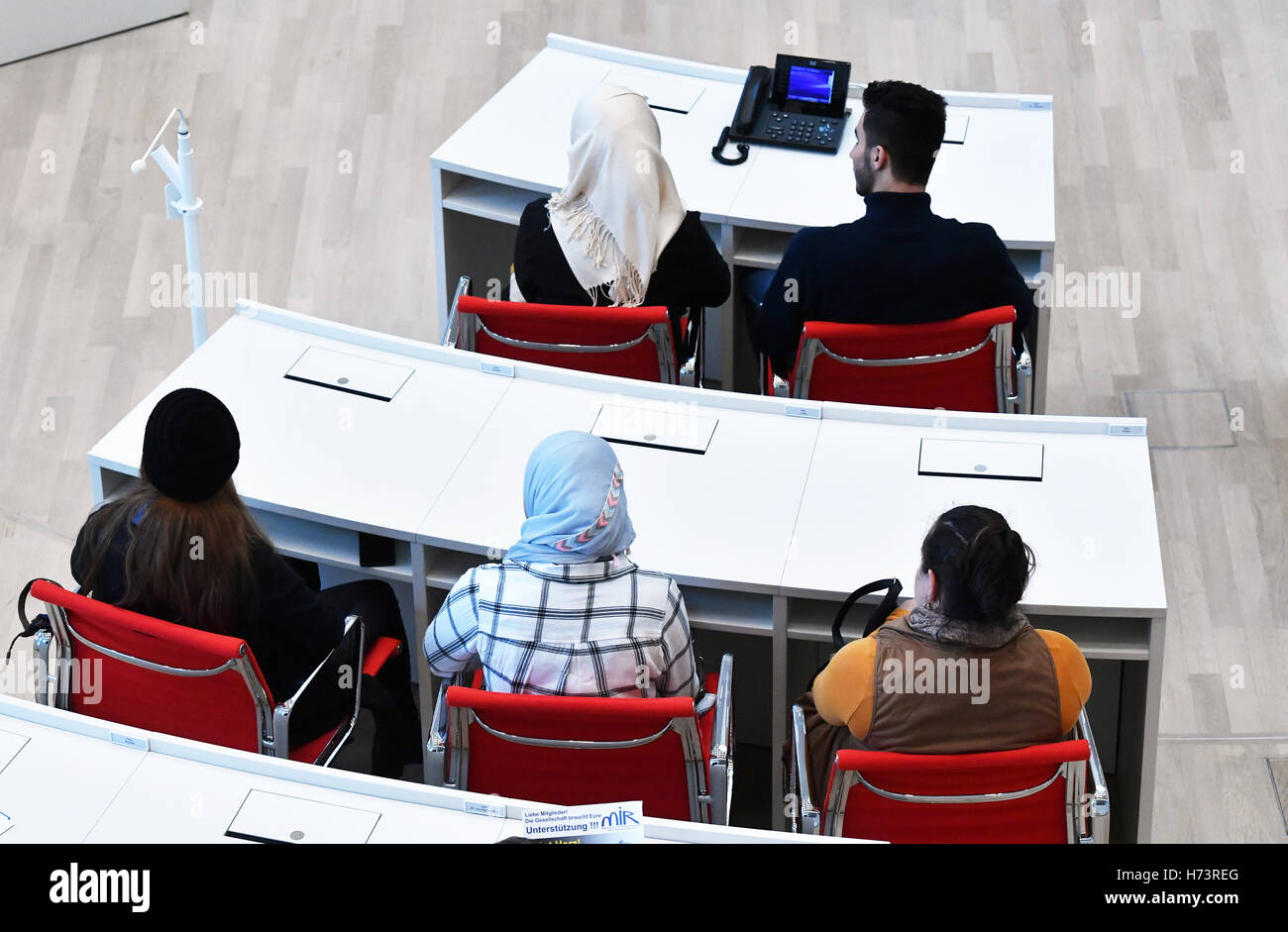Religious meetup hi-res stock photography and images - Alamy