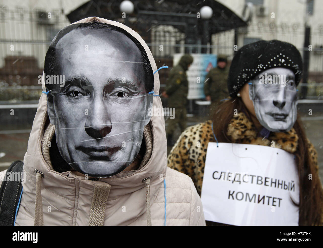 Kiev, Ukraine. 2nd Nov, 2016. Activists in masks depicting Russian ...