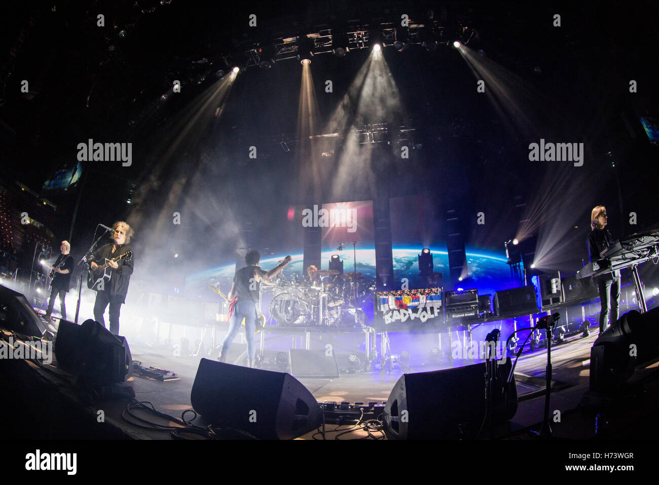 Jason cooper (the cure) hi-res stock photography and images - Alamy