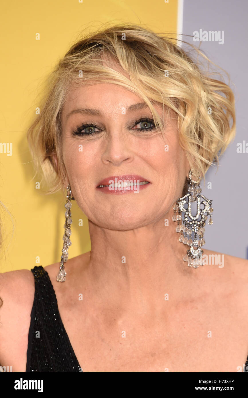 Nashville, TN, USA. 5th Nov, 2016. Sharon Stone. 50th Annual CMA Awards ...