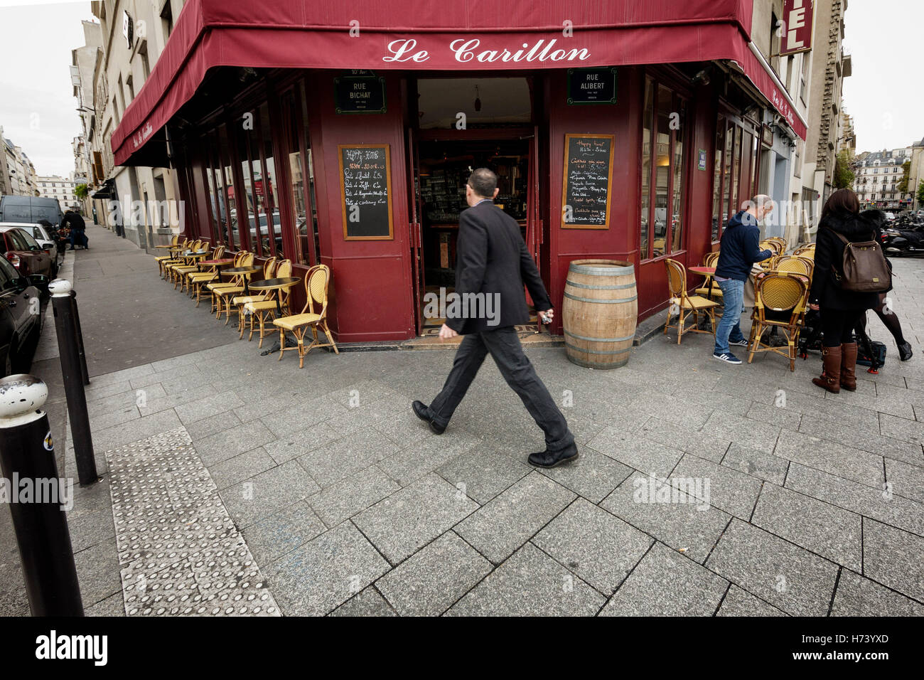 Le carillon paris hi-res stock photography and images - Alamy