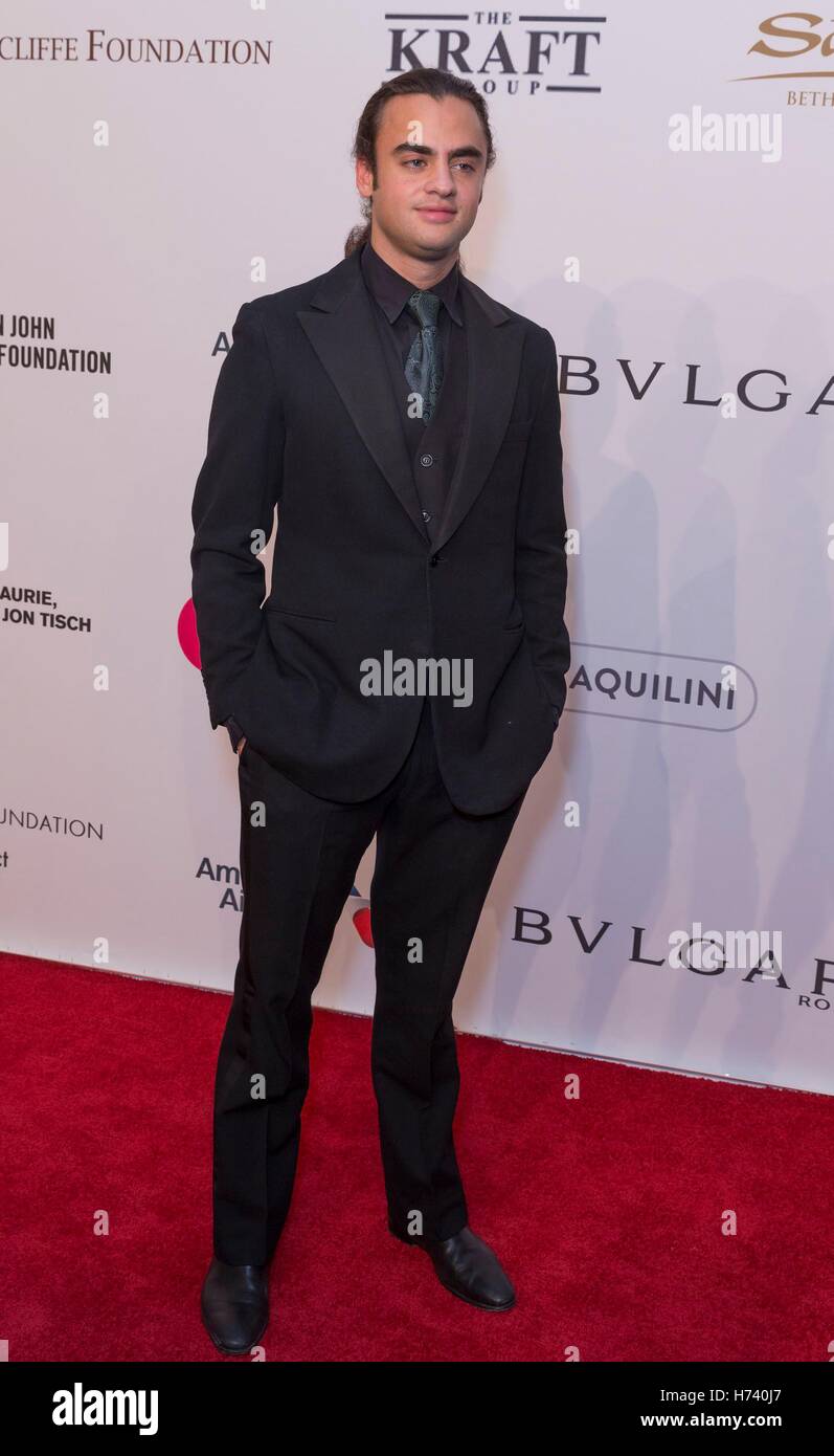 Michael Avedon High Resolution Stock Photography and Images - Alamy