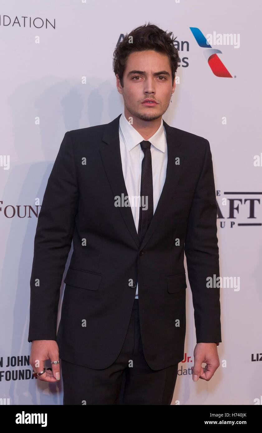 New York, NY, USA. 2nd Nov, 2016. Levi Dylan at arrivals for Elton John ...
