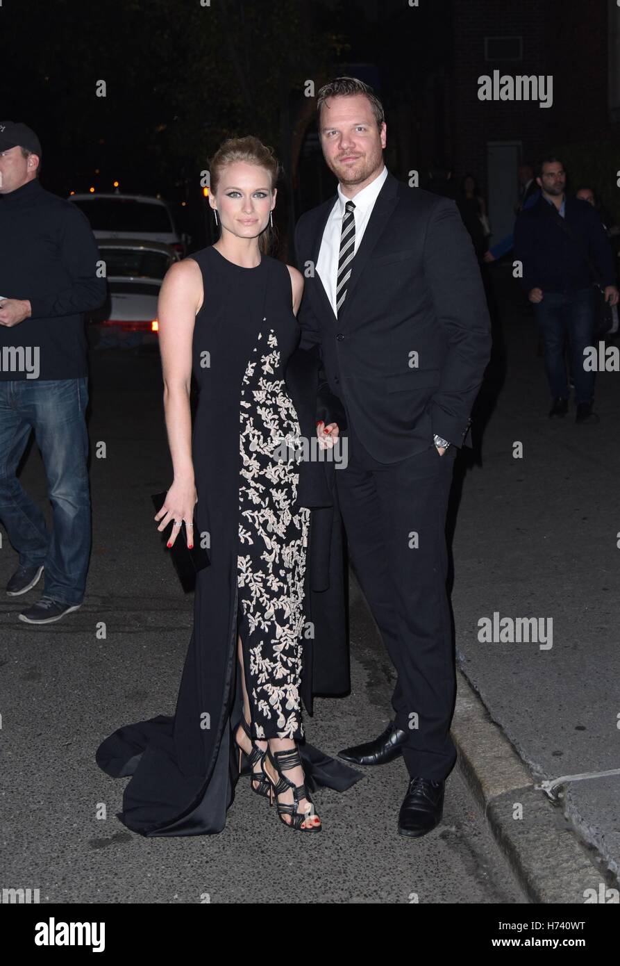 New York, NY, USA. 2nd Nov, 2016. Leven Rambin, Jim Parrack at arrivals ...