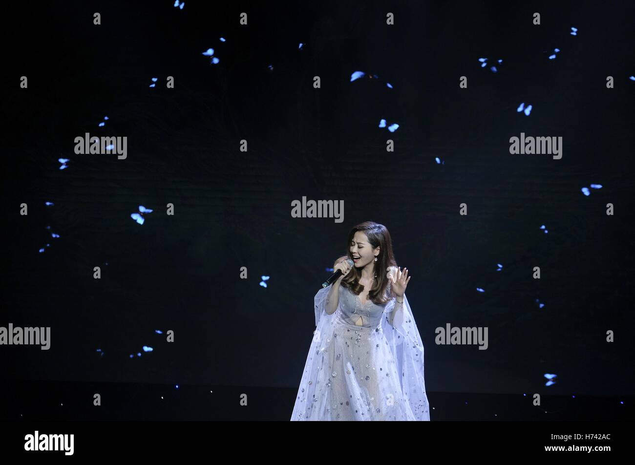 Los Angeles, California, USA. 3rd Nov, 2016. Singer Jane Zhang performs ...