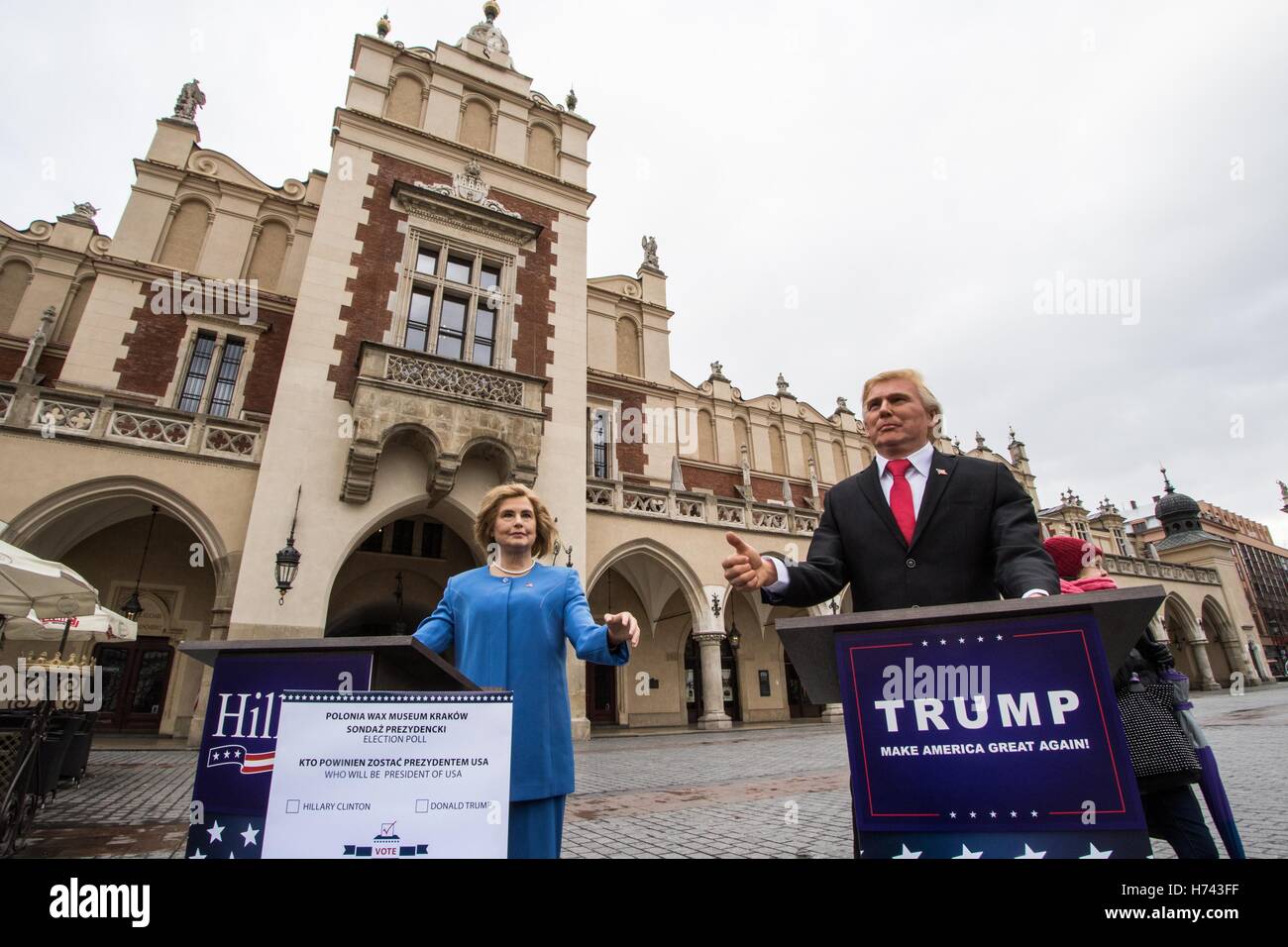 Krakow, Poland. 03rd Nov, 2016. Figures of Hillary Clinton and Donald ...