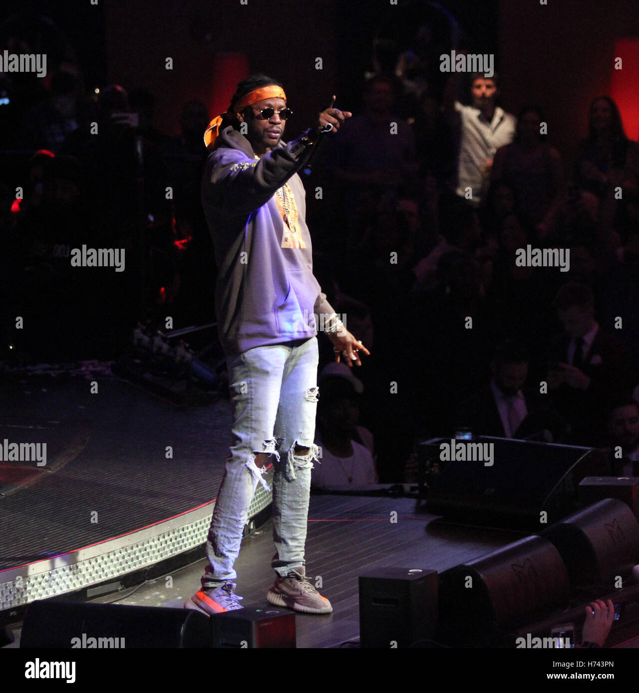 Las Vegas, Nevada, USA. 3rd Nov, 2016. Rapper 2 Chainz makes his DRAI's ...