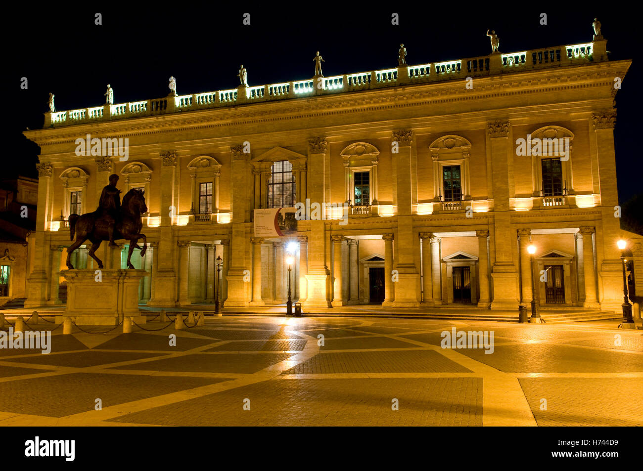 Capitoline Museums in the Palace of the Conservators on Capitol Square ...
