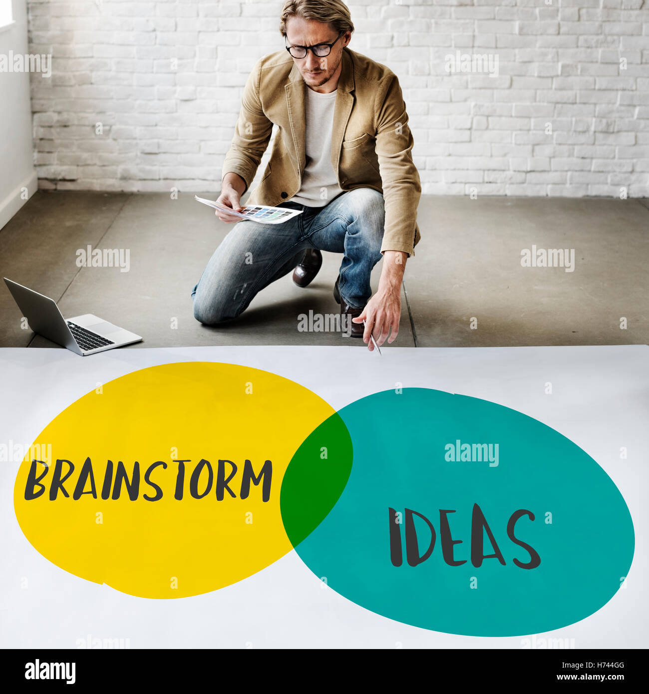 Brainstorm Planning Ideas Leadership Motivation Concept Stock Photo - Alamy
