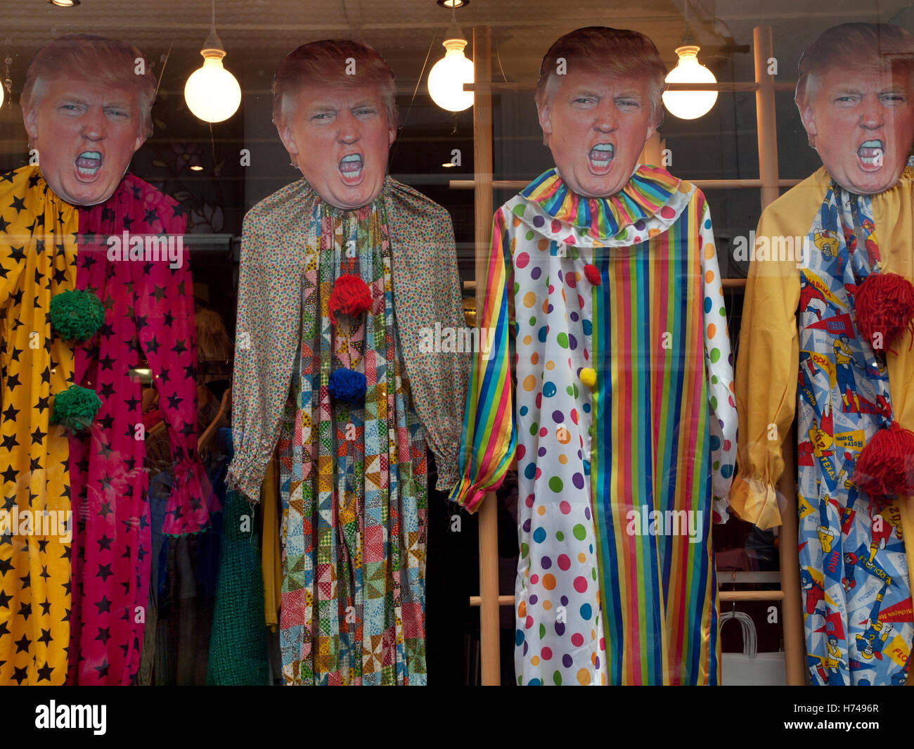 A shop window display in Sydney Street, Brighton Stock Photo - Alamy