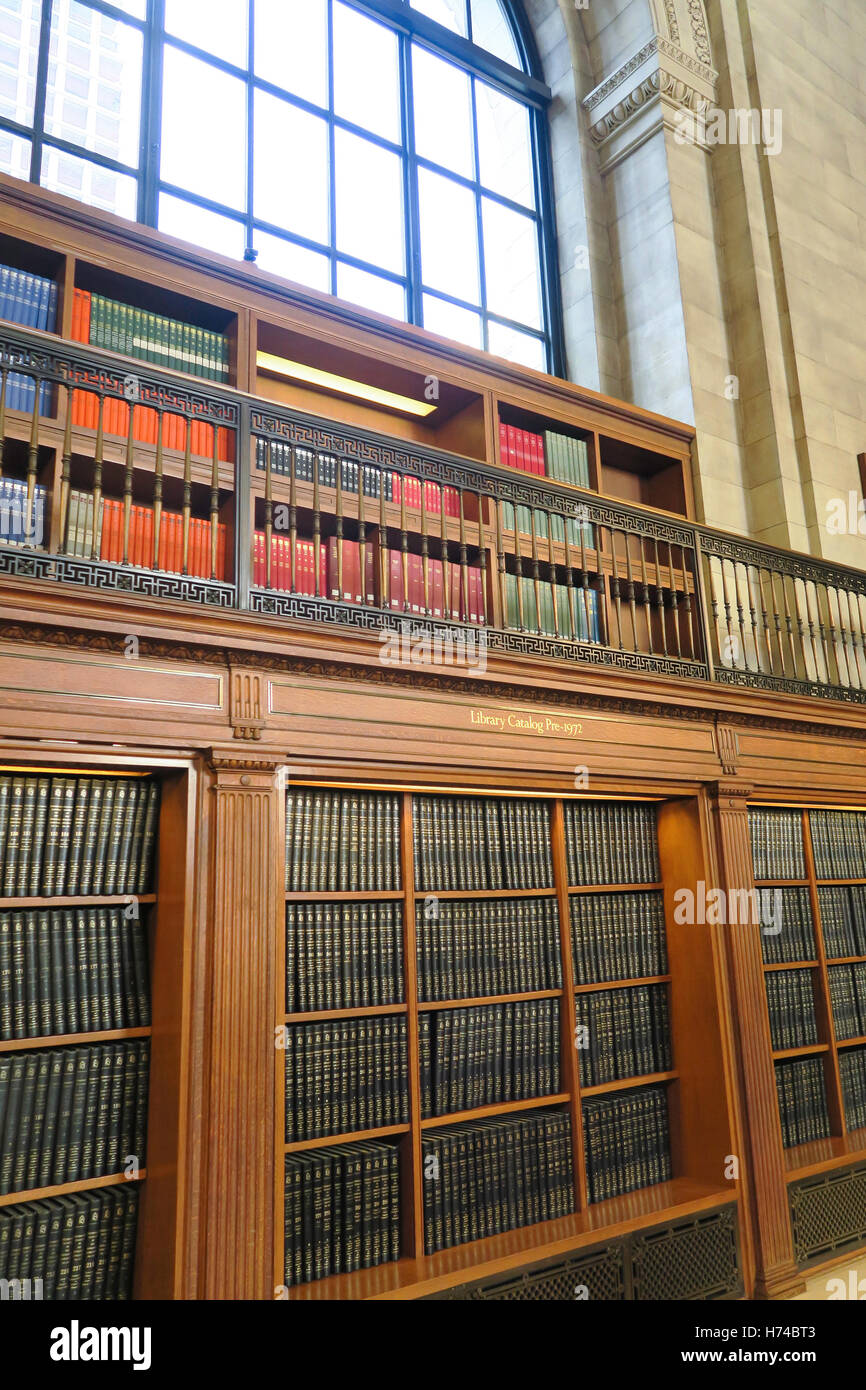 Nypl room library public catalog hi-res stock photography and images ...