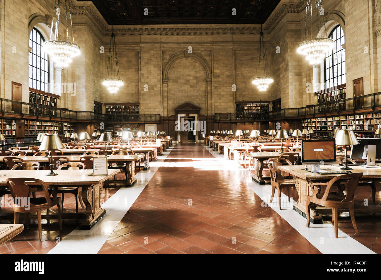 The Rose Main Reading Room is a Landmark in the New York Public Library ...