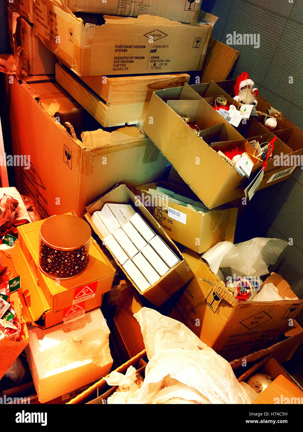 Attic boxes hi-res stock photography and images - Alamy