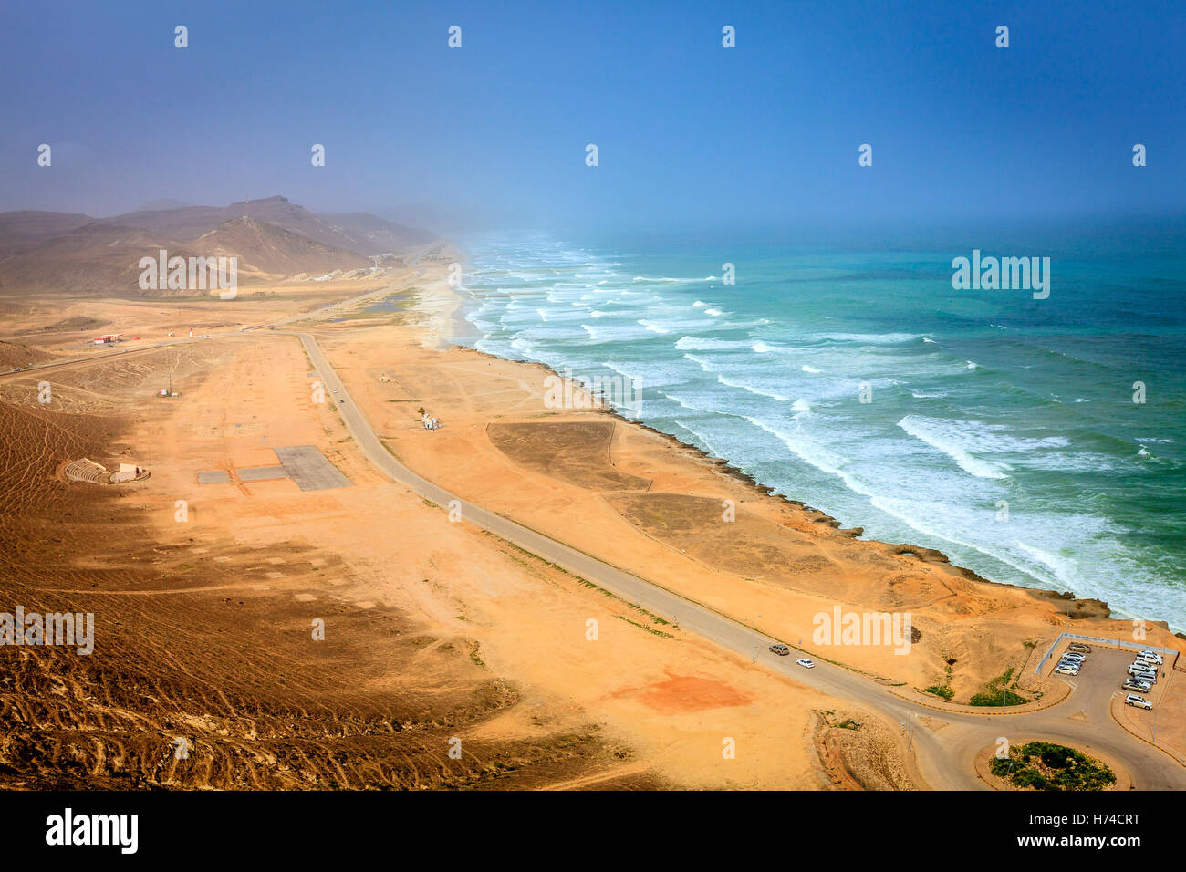 Aerial view of Al Mughsayl beach near Salalah, Oman Stock Photo - Alamy