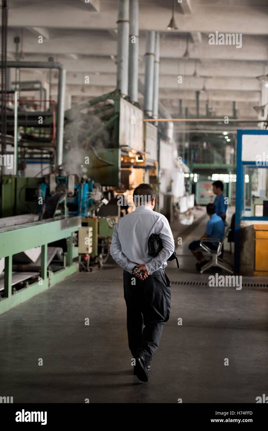 Factory China Textile High Resolution Stock Photography and Images - Alamy
