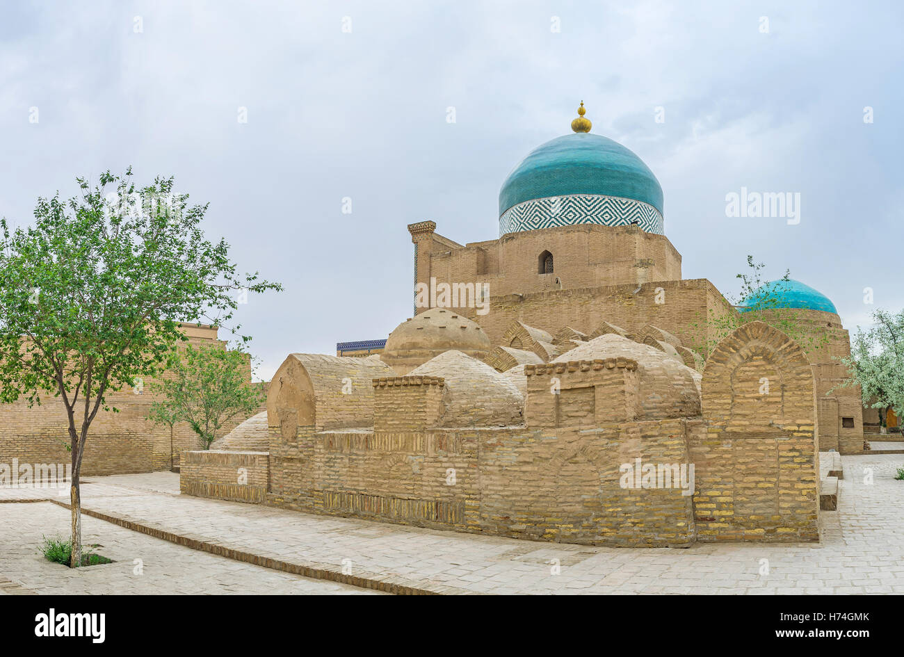 The medieval cemetery around the Pahlavon Mahmud Mausoleum is the quiet ...