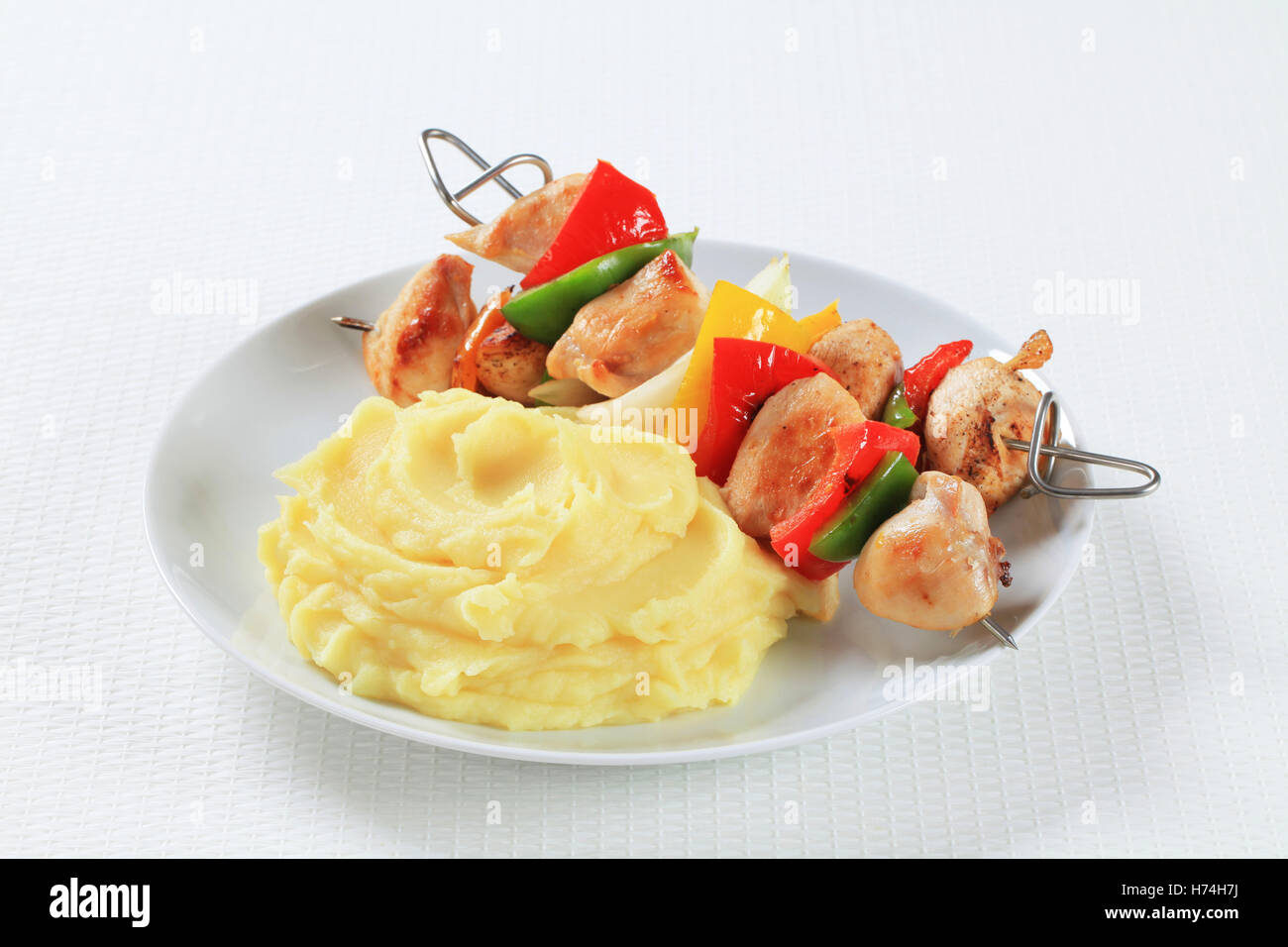 food aliment closeup studio plate dish meal grill barbecue barbeque ...