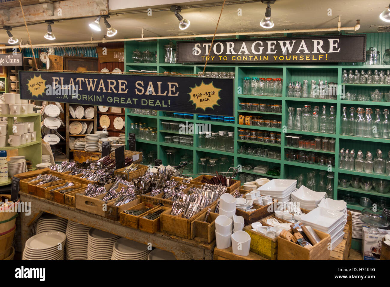 Fishs Eddy china store NYC Stock Photo - Alamy
