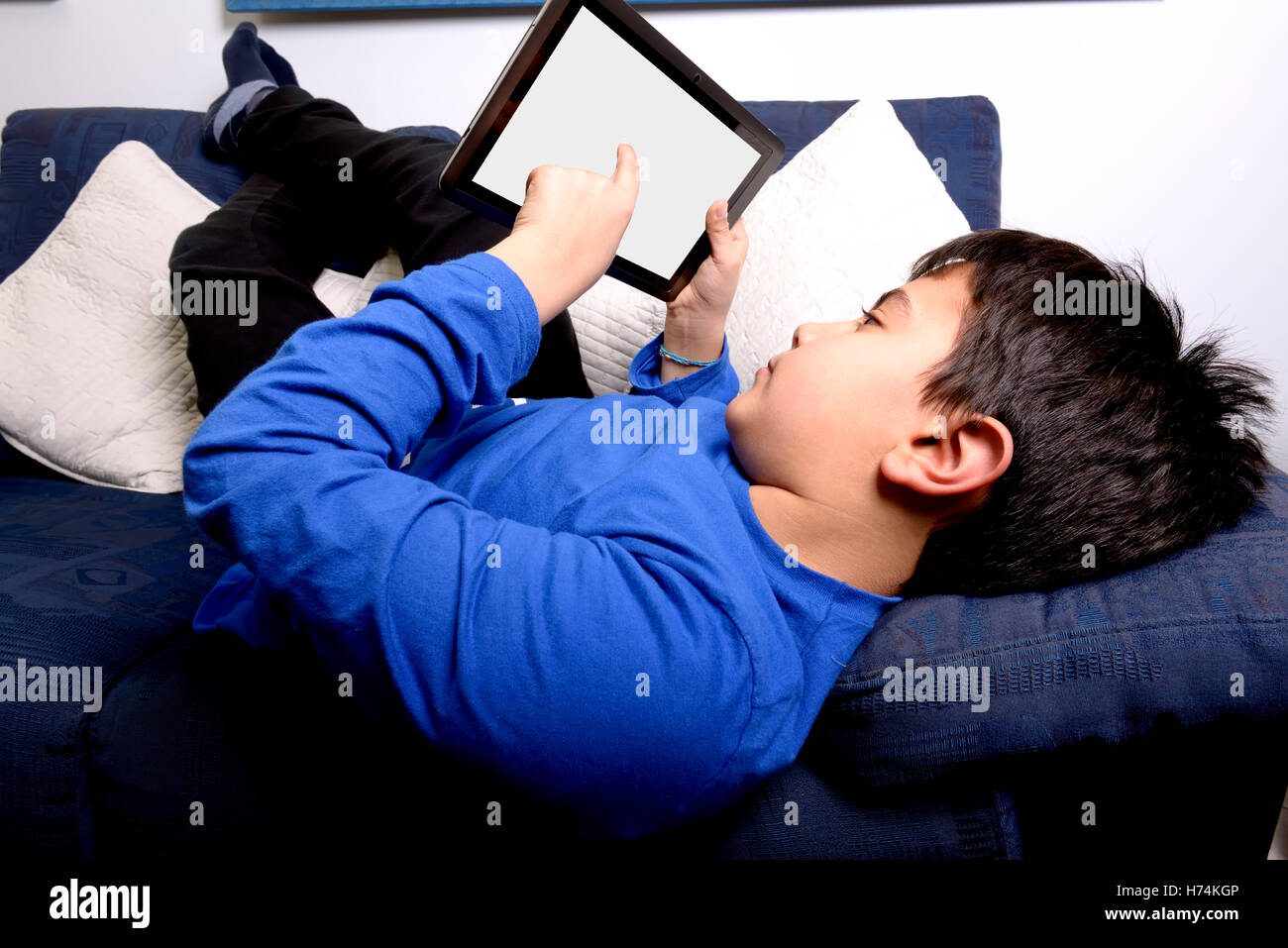 Youth for technology hi-res stock photography and images - Alamy