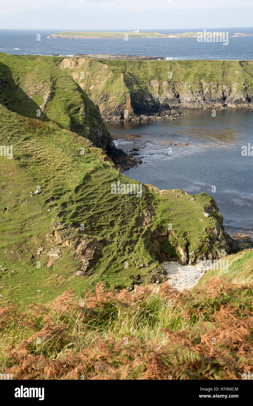 An island off the coast of donegal hi-res stock photography and images ...