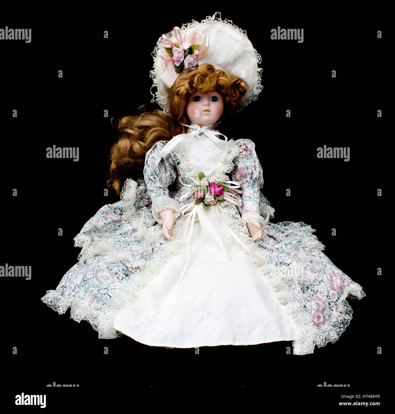 Close Up and Isolated Vintage Antique Old Doll Stock Photo - Alamy