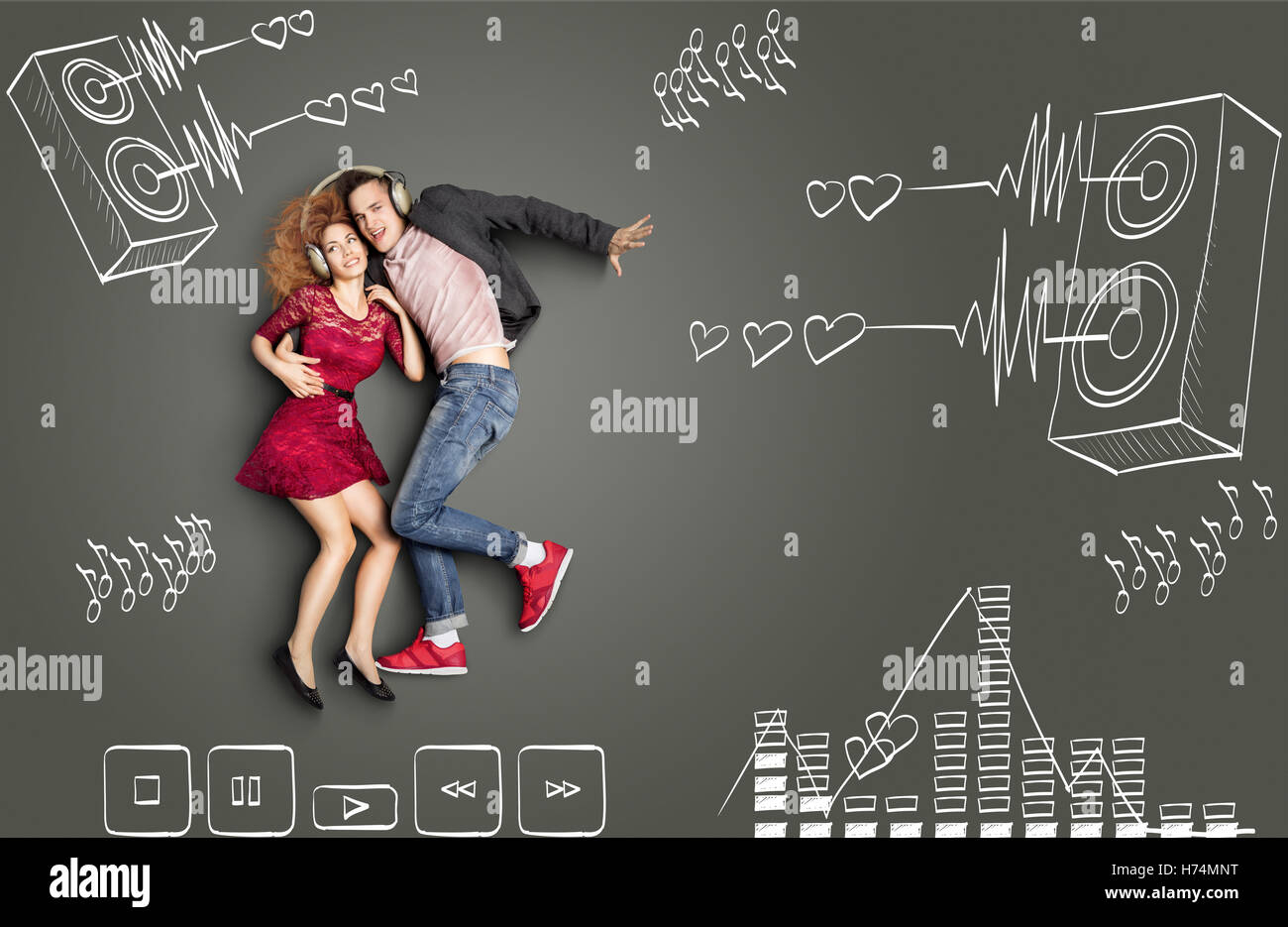 Love music notes hi-res stock photography and images - Alamy