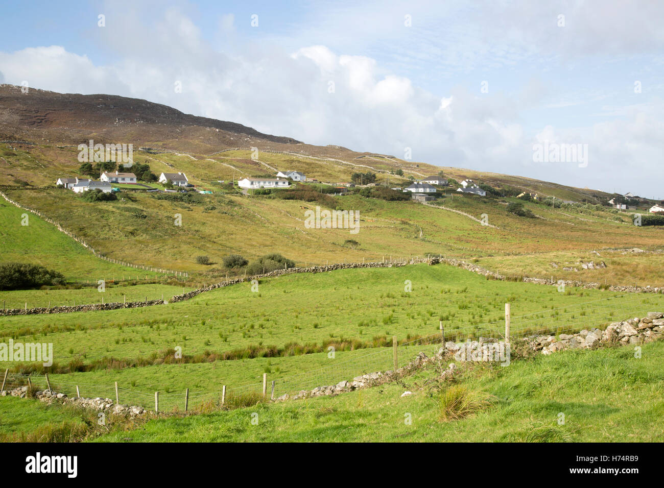 Tully hill hi-res stock photography and images - Alamy