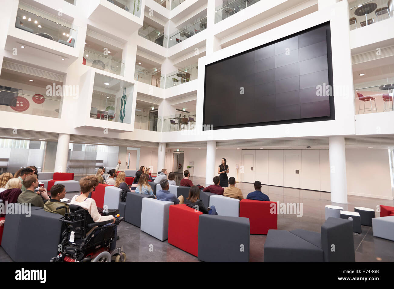 College students lecture side view hi-res stock photography and images ...