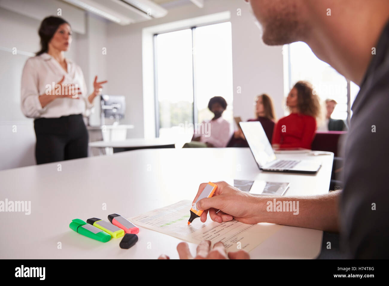 Group of highlighter pens hi-res stock photography and images - Alamy
