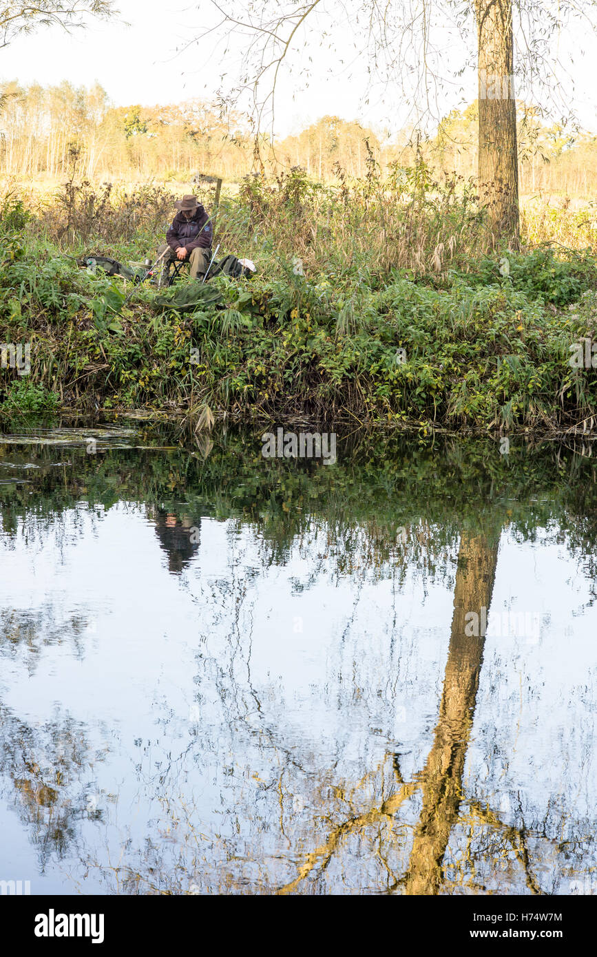 Seated angler hi-res stock photography and images - Alamy