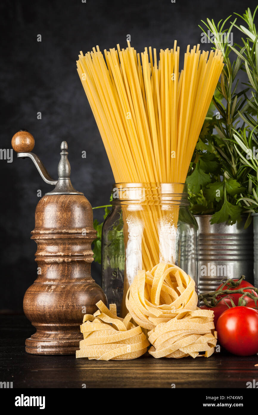 Italian food ingredients Stock Photo - Alamy