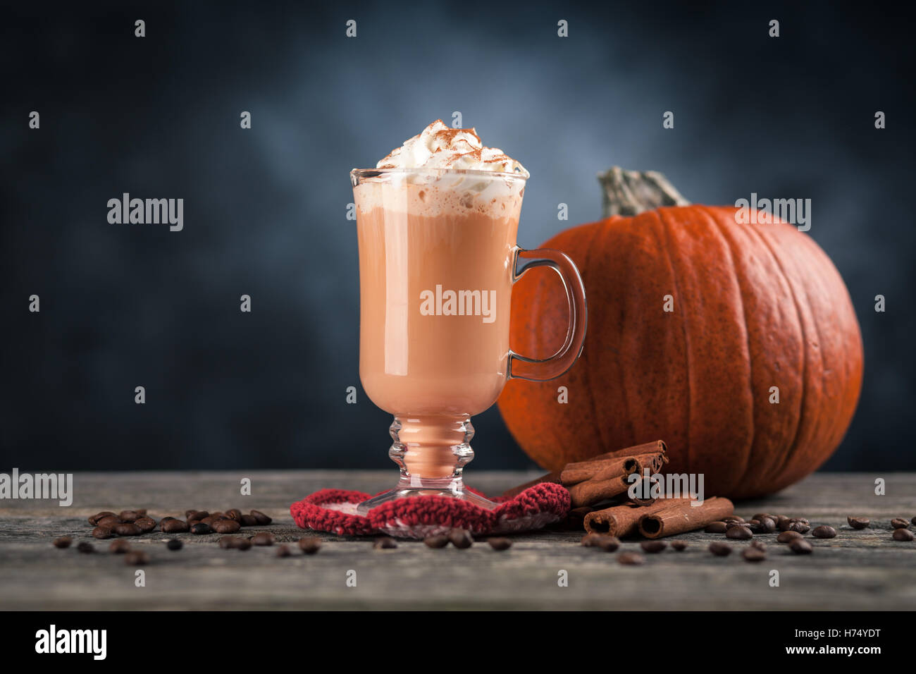 Pumpkin spice latte Stock Photo - Alamy