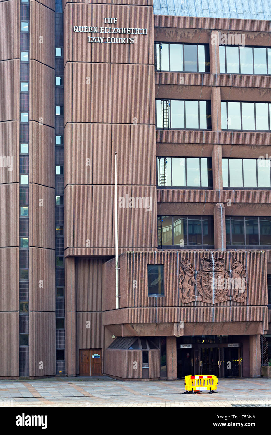 Liverpool crown court hi-res stock photography and images - Alamy