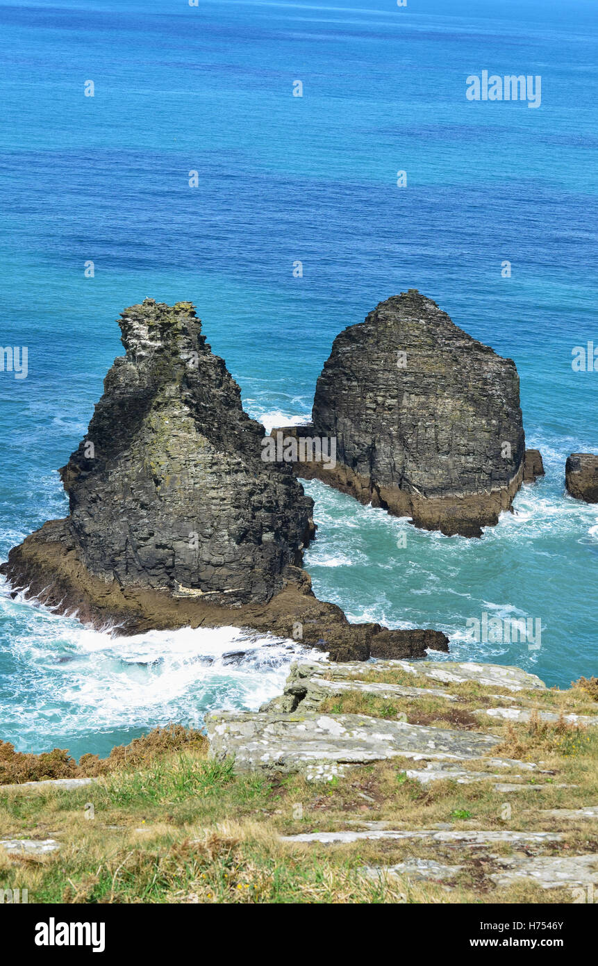 Rugged coastal rock formations and seascape on the Cornish coast, South ...