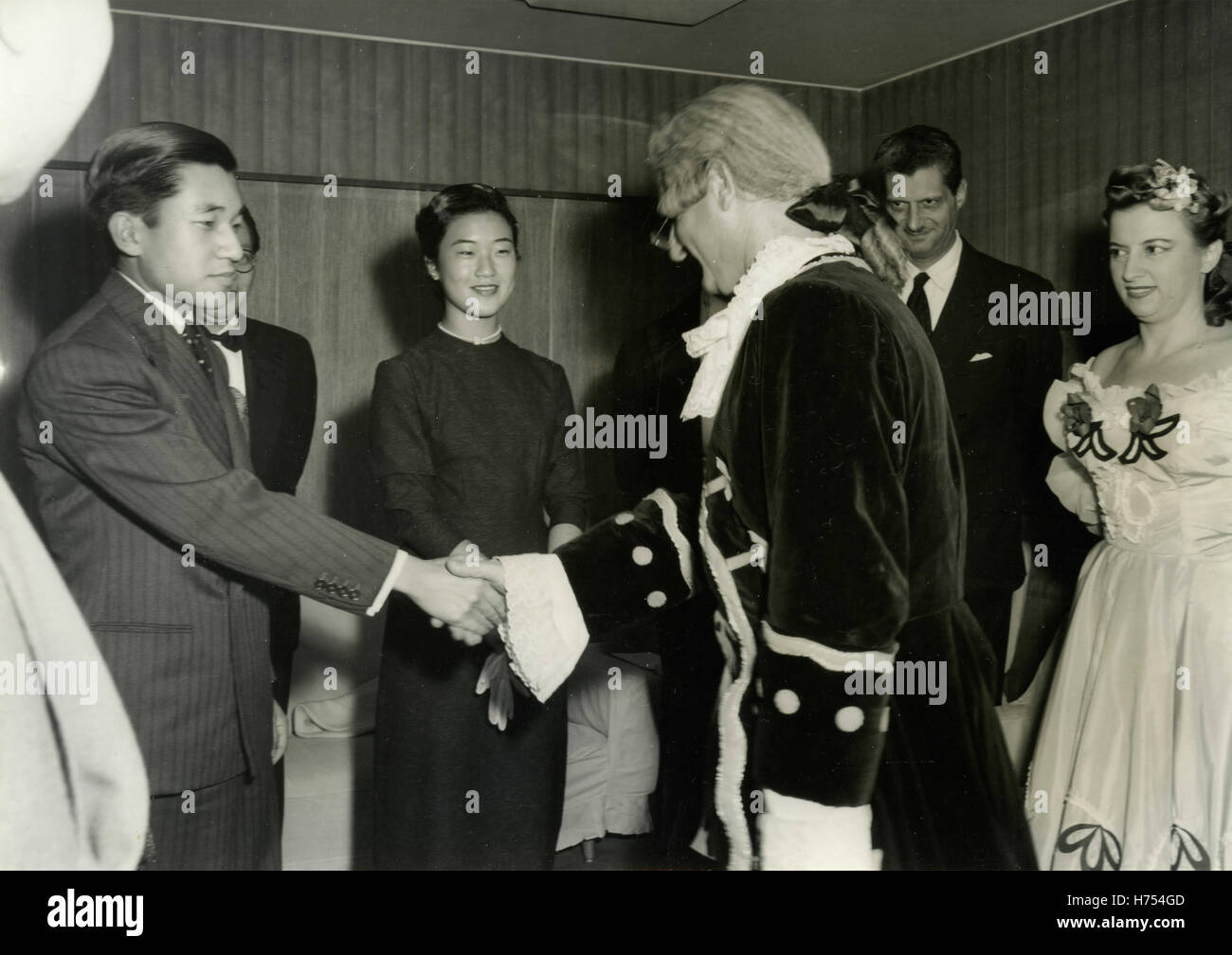 Emperor hirohito hi-res stock photography and images - Alamy