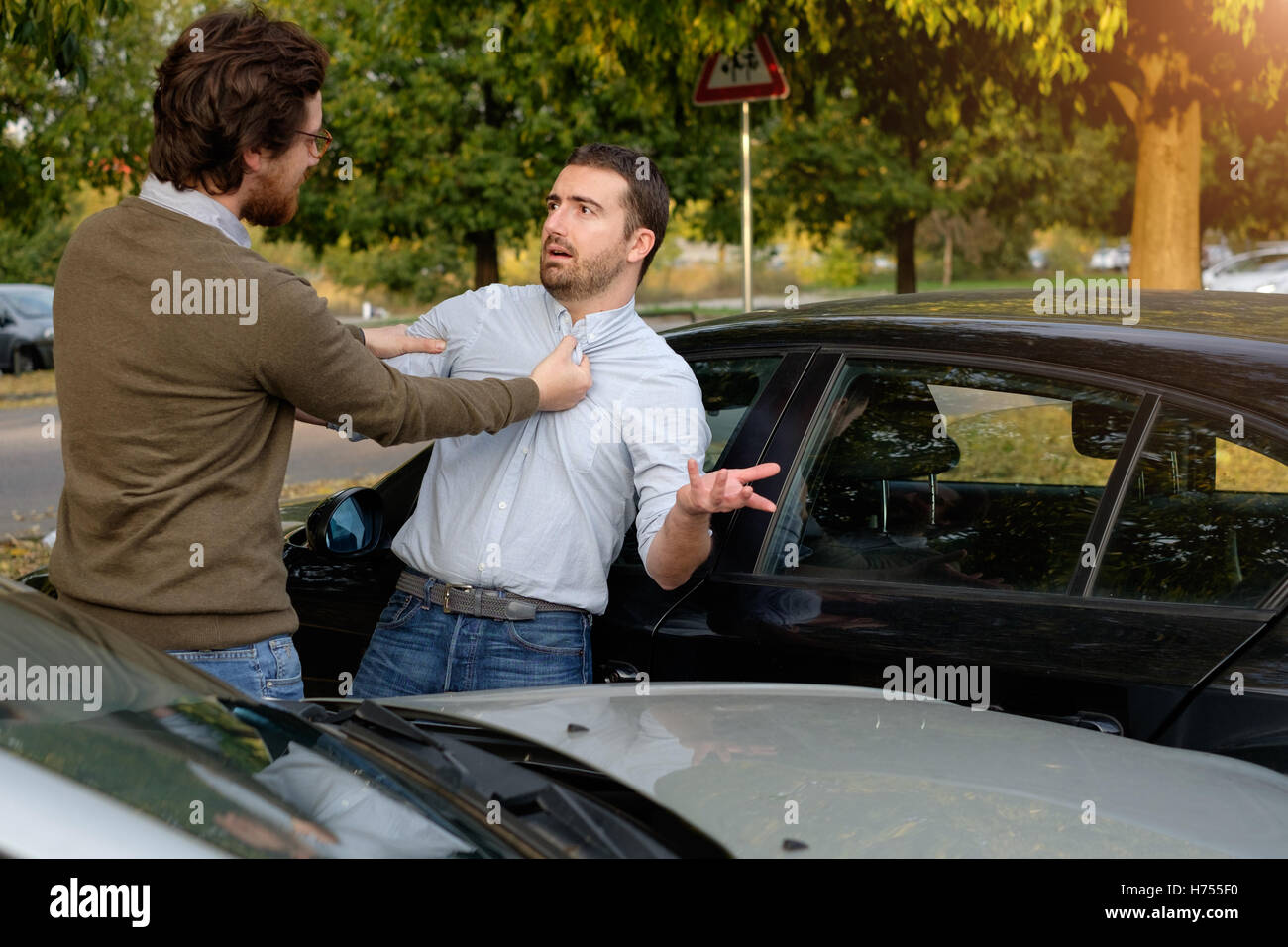 Two men arguing fight hi-res stock photography and images - Alamy