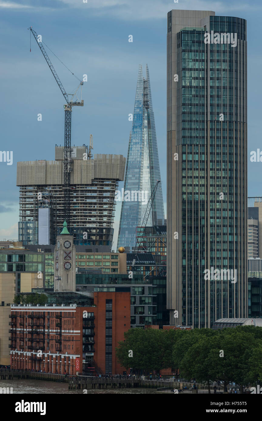London landmarks - the Shard Stock Photo - Alamy