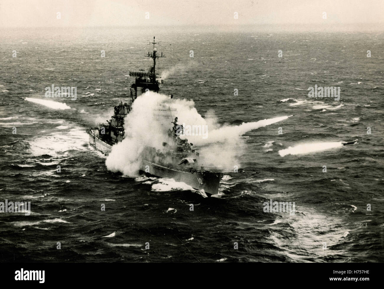 1950s ship launch hi-res stock photography and images - Alamy