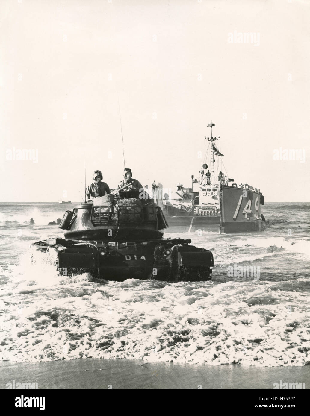 Landing exercise Marines, Aliso Beach, Cal, USA Stock Photo - Alamy