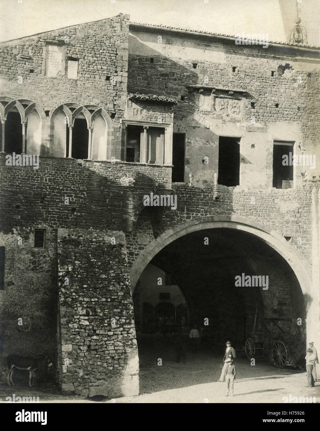 1900s windows hi-res stock photography and images - Alamy