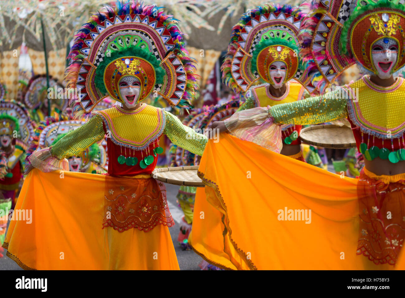 Masskara mask hi-res stock photography and images - Alamy
