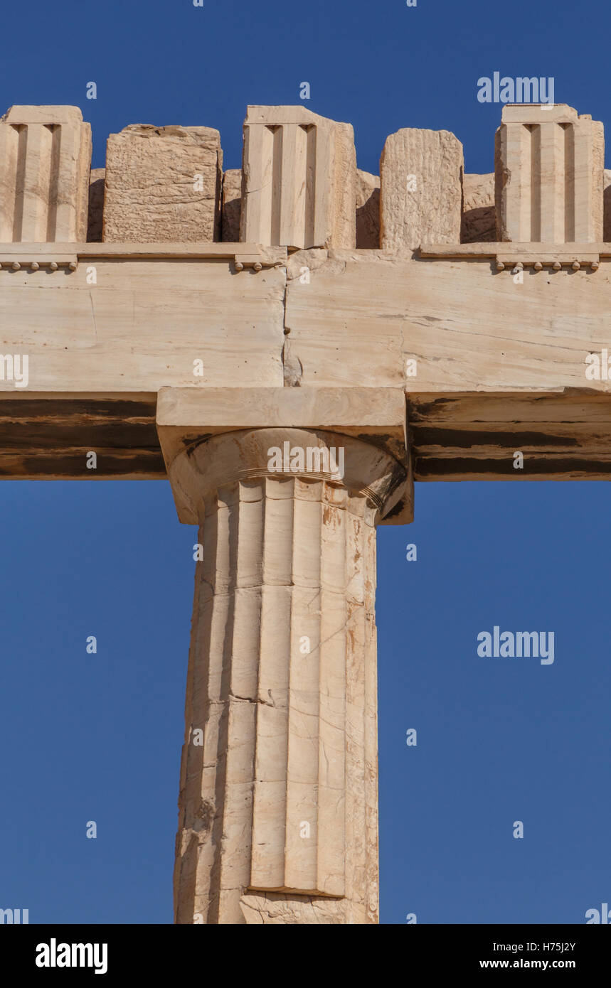 column of Parthenon temple in Athens Stock Photo - Alamy