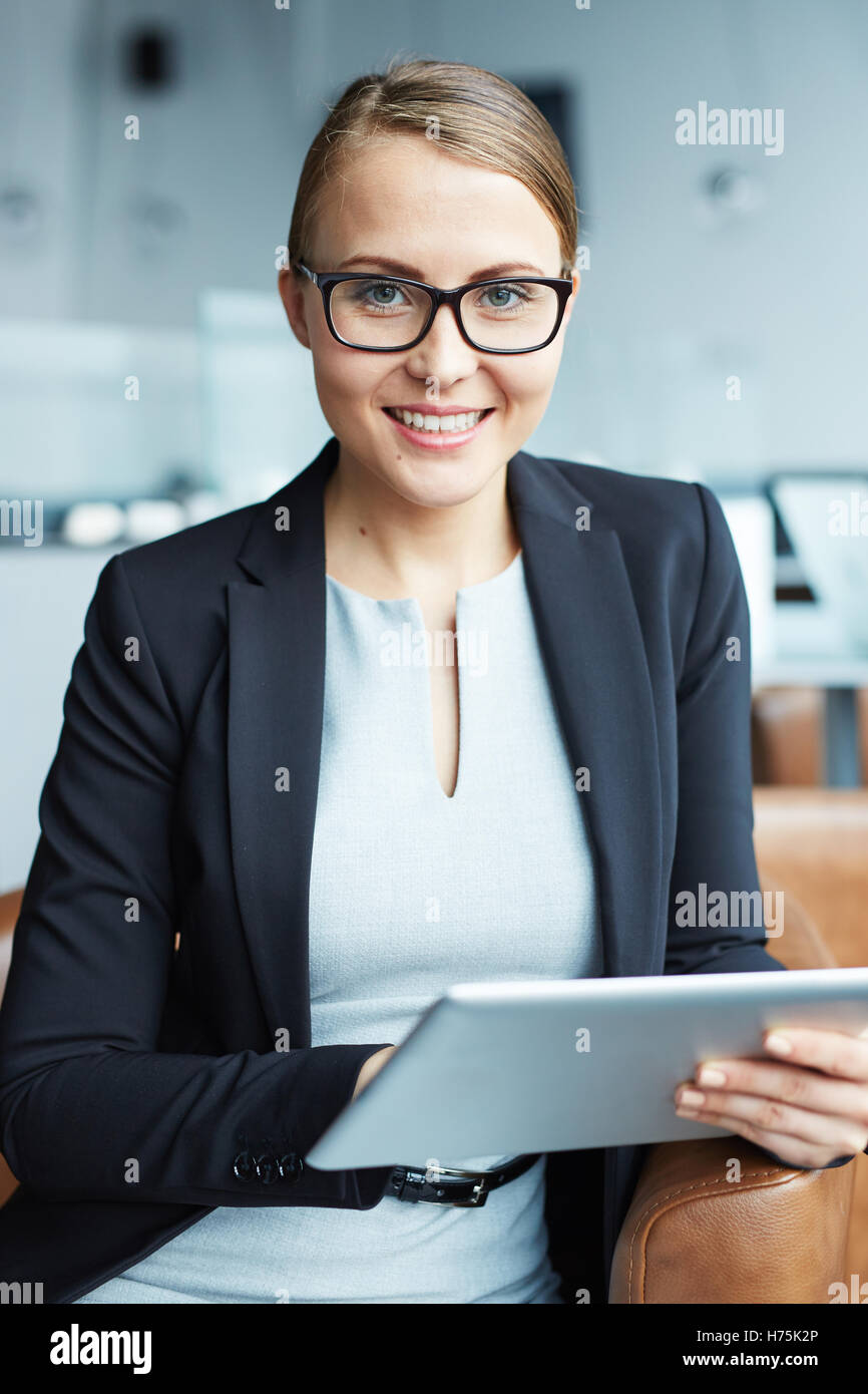 Modern employee hi-res stock photography and images - Alamy