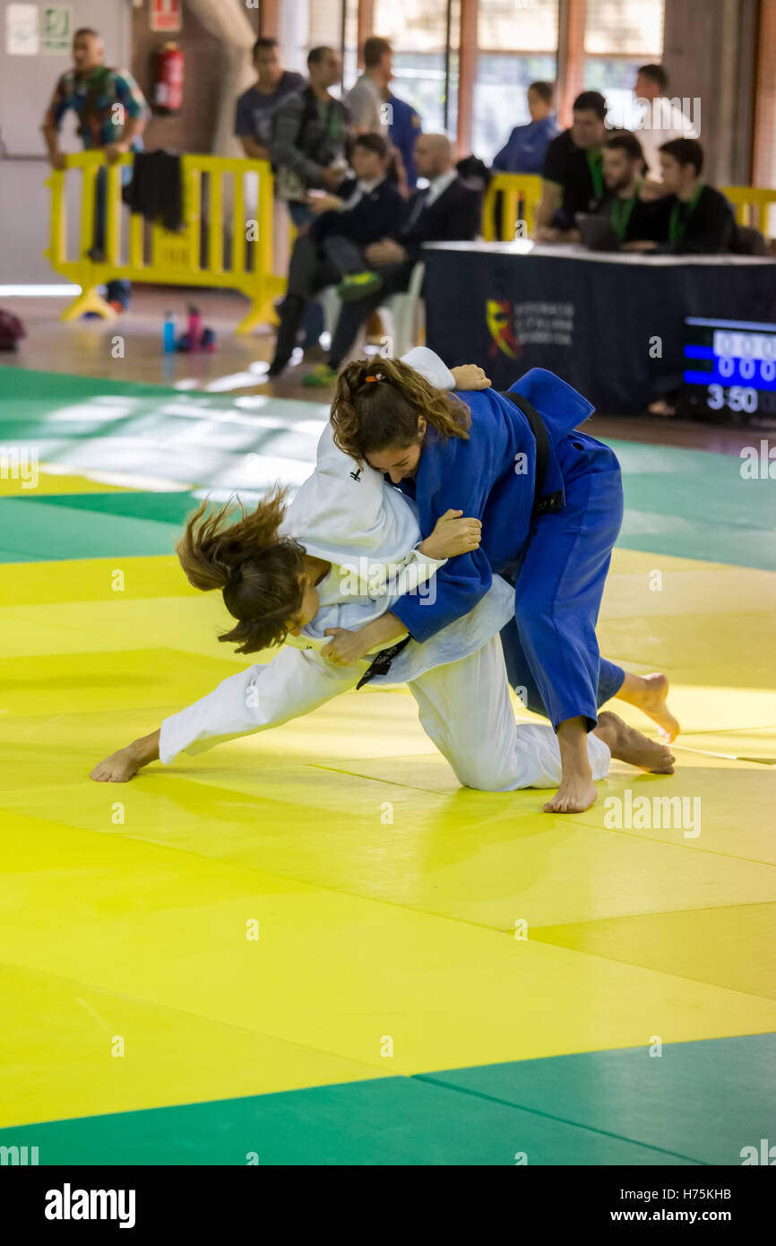 Competitors in Catalan Senior Judo Championships in Barcelona, 29 ...