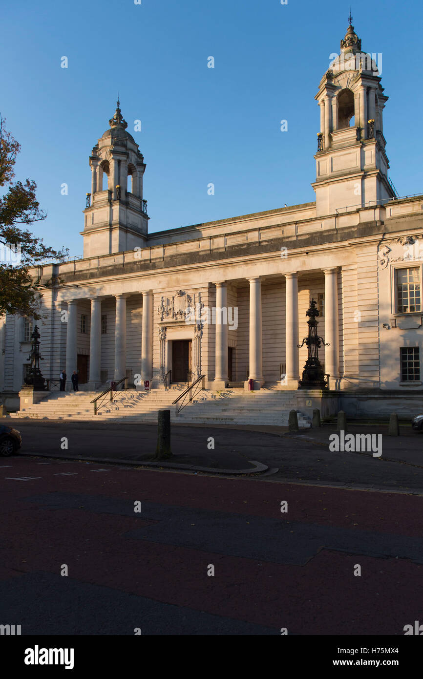 Cardiff crown court cardiff south wales hi-res stock photography and ...